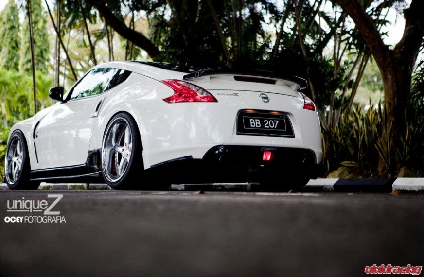Nissan 370Z Stanced with K3 Project One Wheels – Vivid Racing News