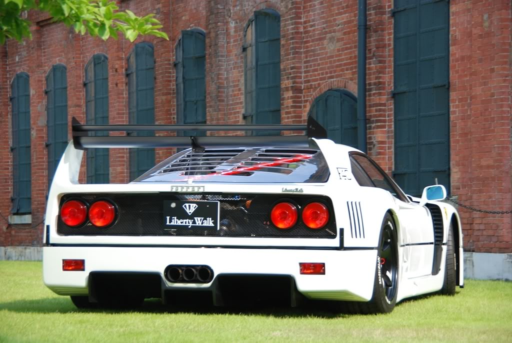 Liberty Walk - JDM Ferrari F40 and F50 Insanity - Vivid Racing News