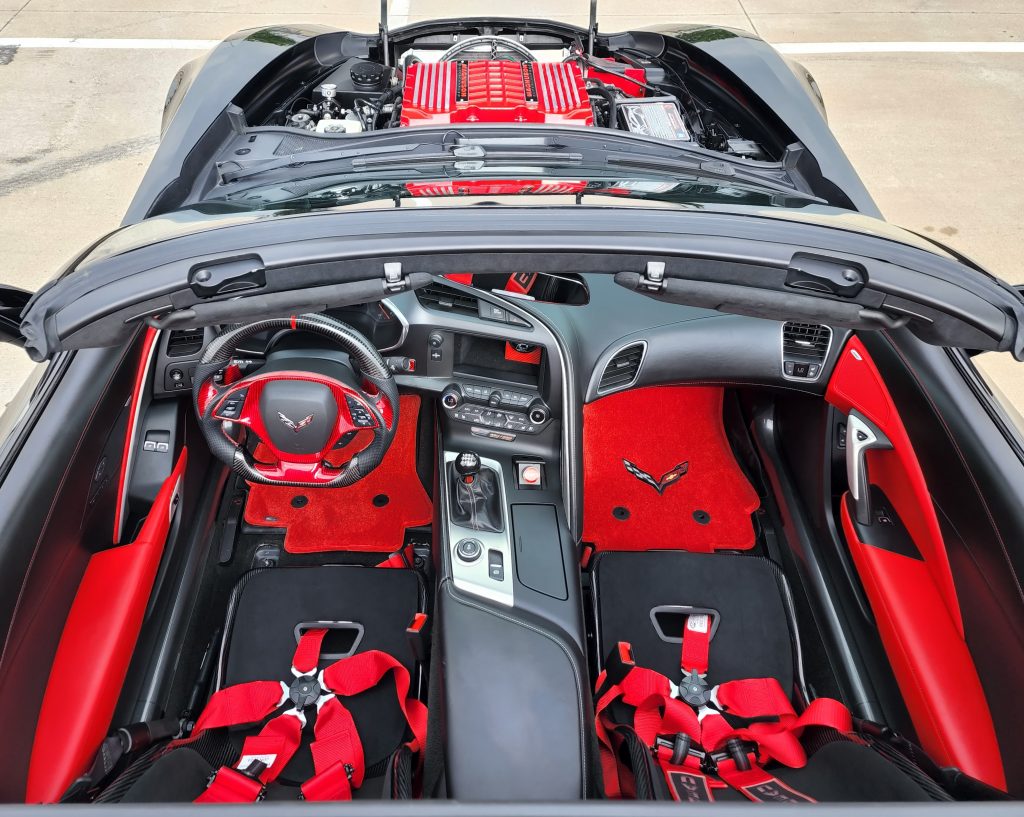Customer Spotlight: C7 Corvette with Tillett B5 Carbon GRP Race Seats ...