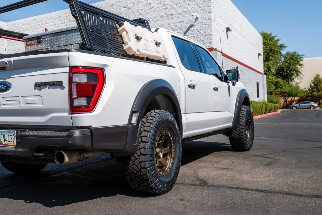 Ford Raptor 2022 Outfitted with VR Forged D14 17 inch Wheels - Vivid ...
