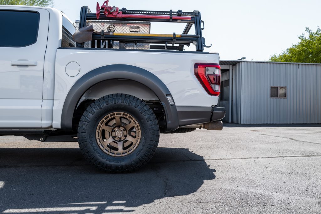 Ford Raptor 2022 Outfitted with VR Forged D14 17 inch Wheels - Vivid ...
