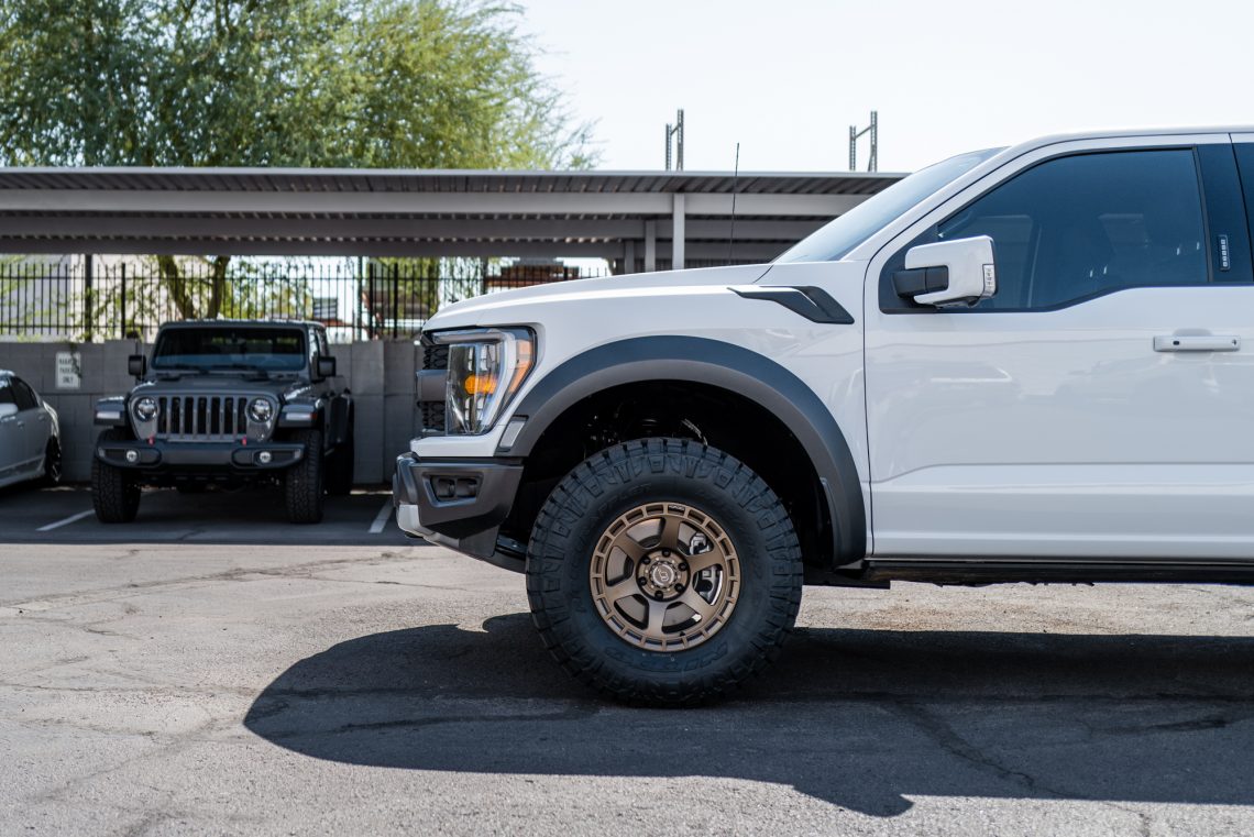 Ford Raptor 2022 Outfitted with VR Forged D14 17 inch Wheels - Vivid ...