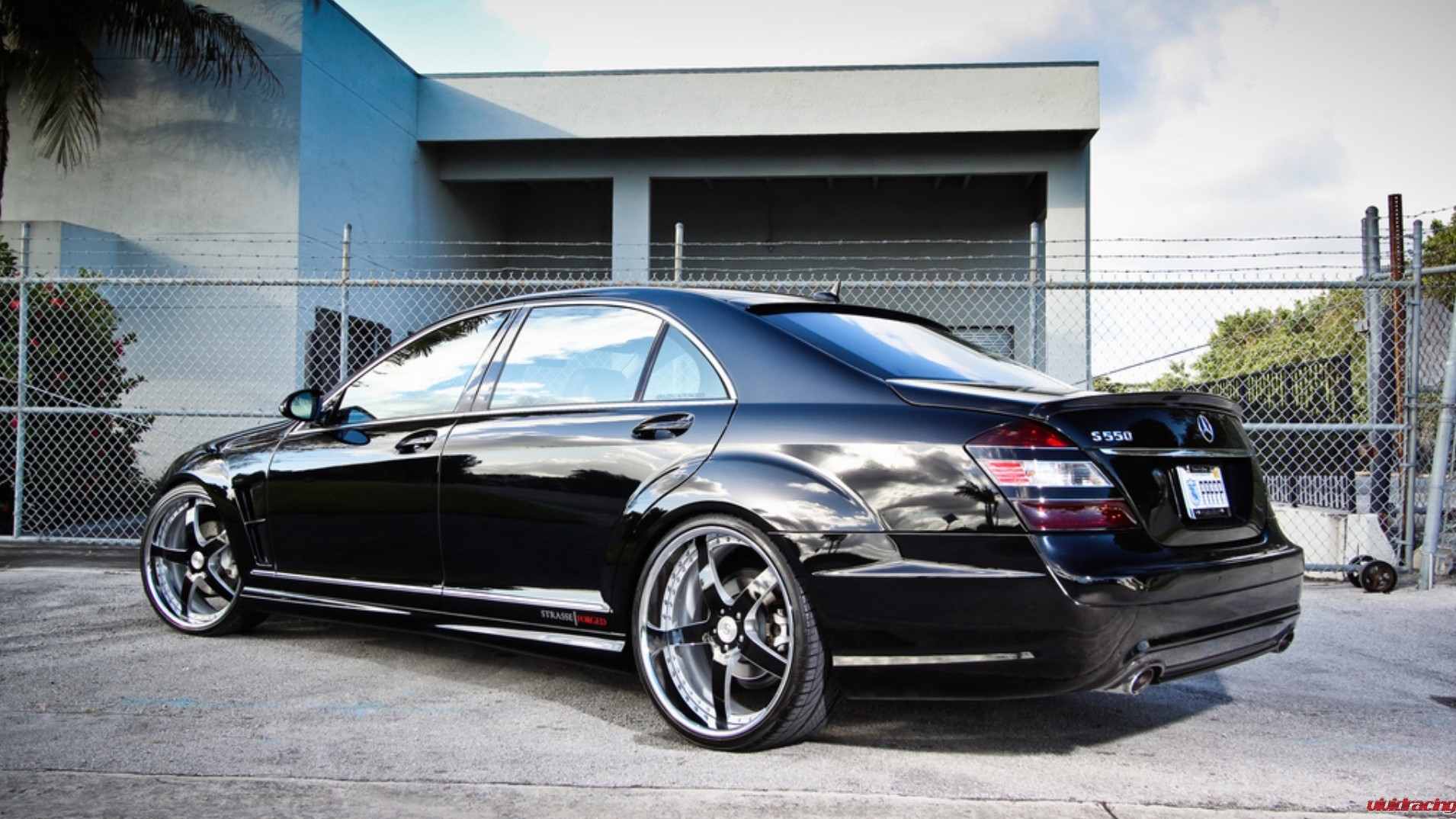 Ghost Lowering Links for Air Ride Vehicles - Vivid Racing News