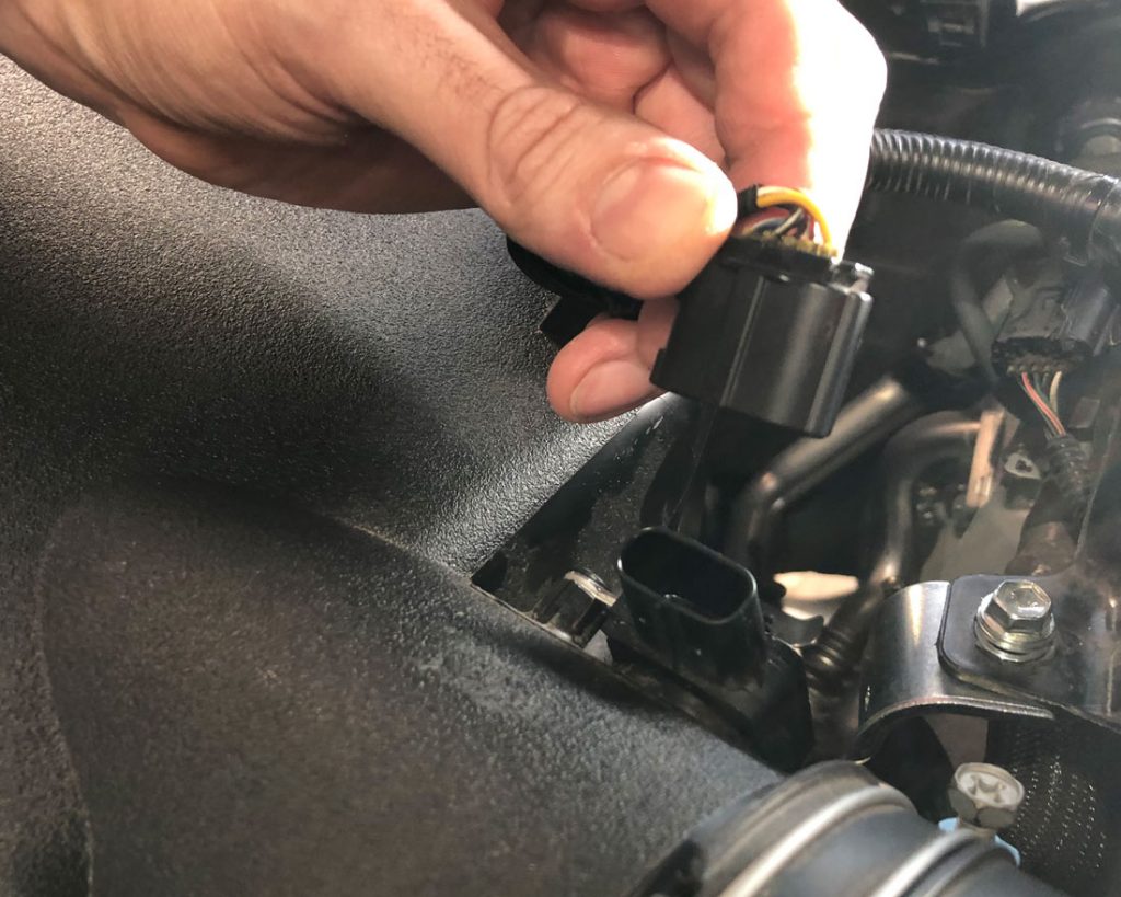 How To Install VR Performance Cold Air Intake On Toyota 4Runner - Vivid ...