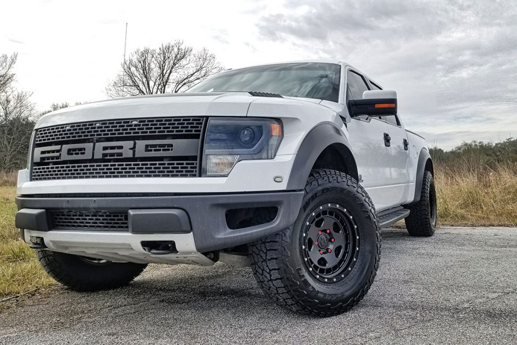 Customer Spotlight: Ford Raptor on Turbomac HD Wheels - Vivid Racing News