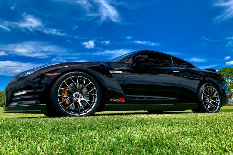 Customer Spotlight: Nissan GTR With 20" Volk Racing G16 Wheels - Vivid ...