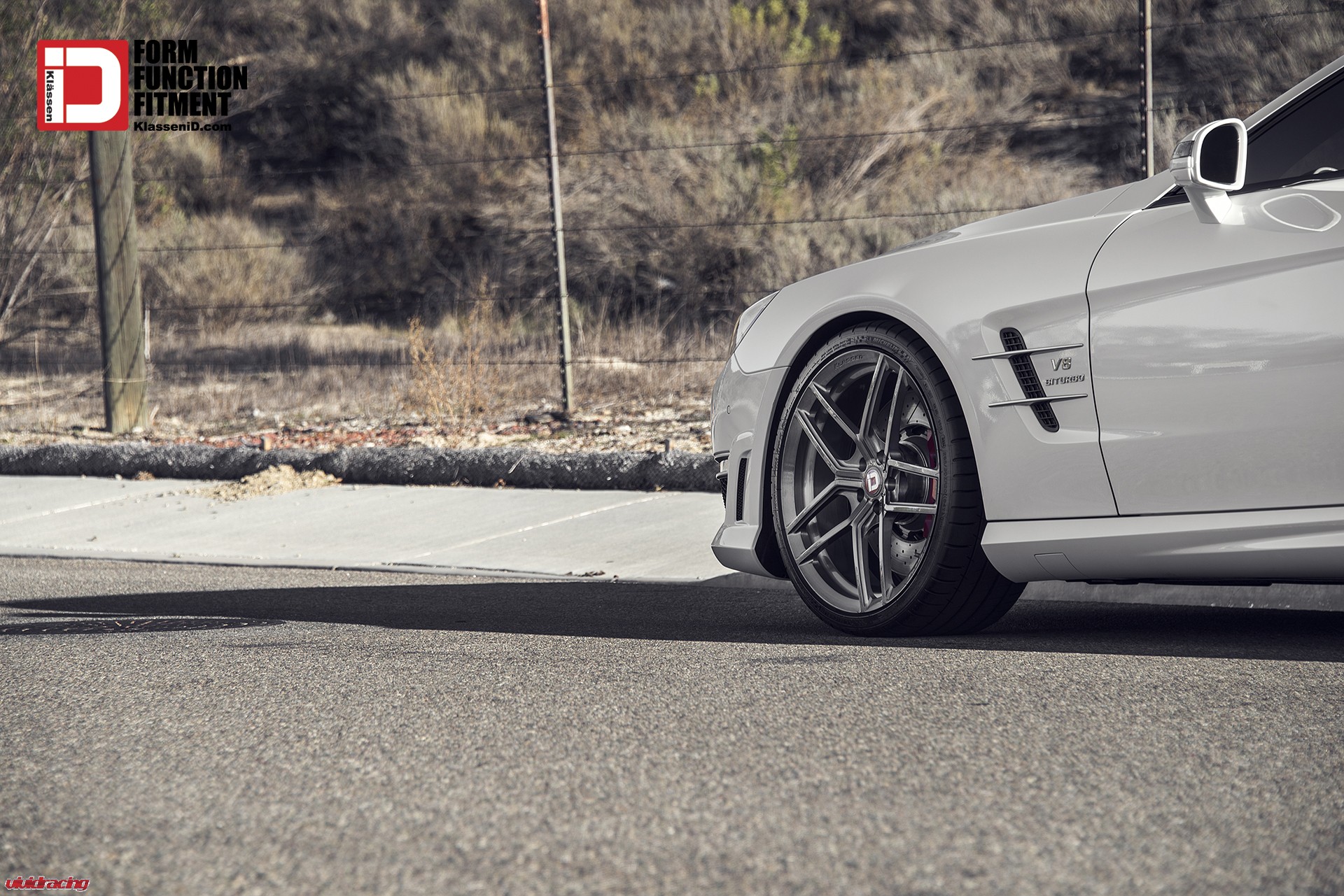 Mercedes SL63 AMG Fitted on M51R Klassen iD wheels - Vivid Racing News