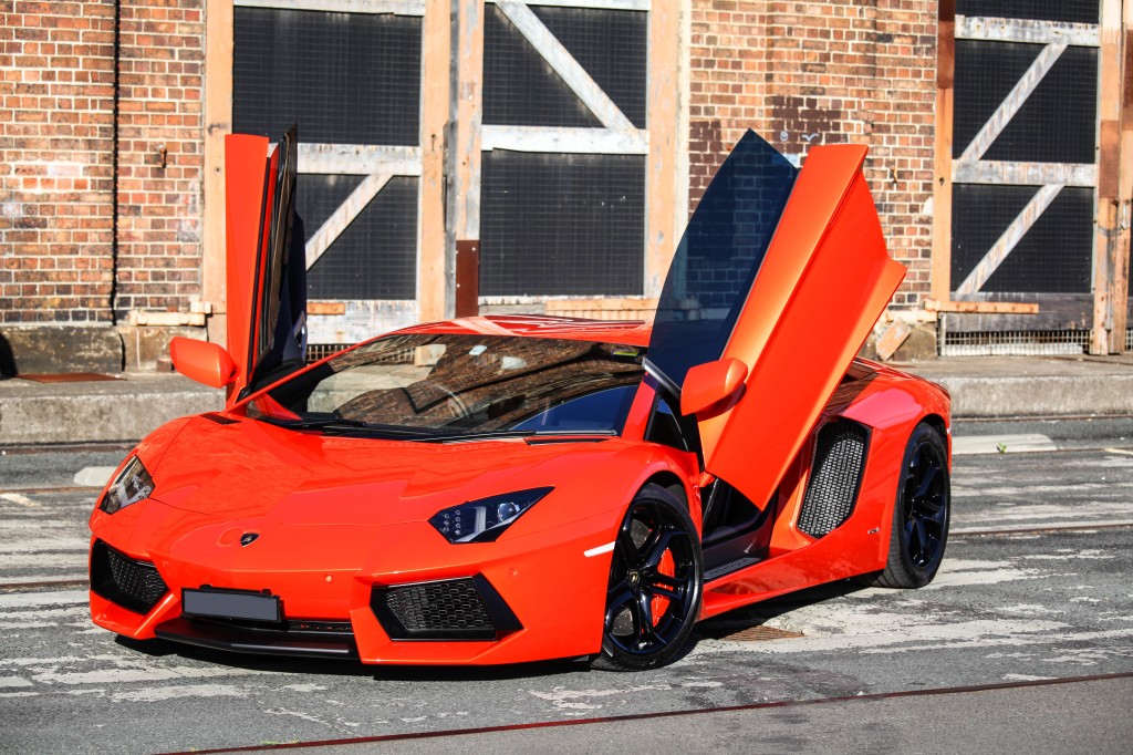 Customer's Lamborghini Aventador and Ferrari 458 - Vivid Racing News