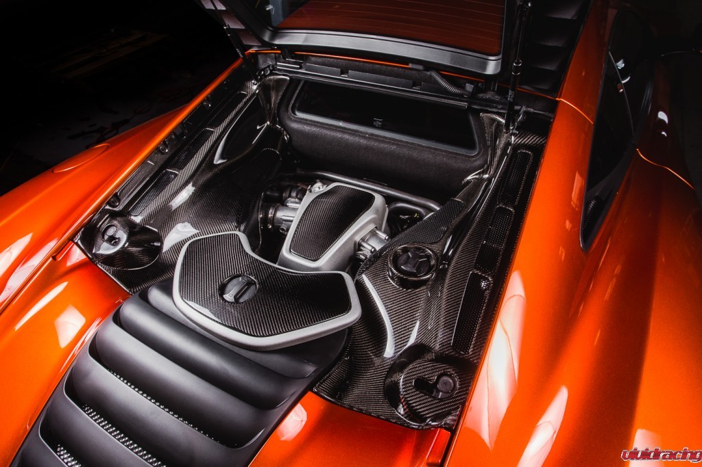 McLaren Carbon Fiber Engine Panels – 50% Less than OEM – Vivid Racing News