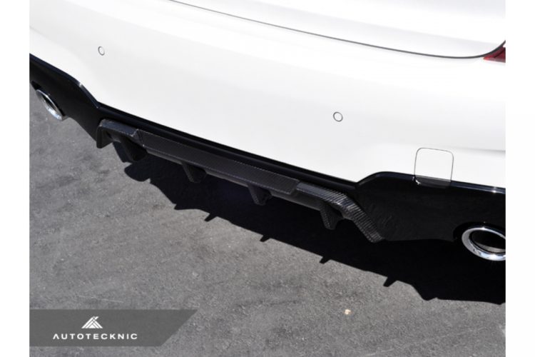 AutoTecknic Dry Carbon Competition Rear Diffuser for BMW G20 3-Series ...