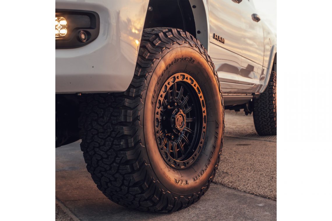 VENOMREX Launches New 17-Inch VR-801BL Flow-Forged Wheels – Vivid ...