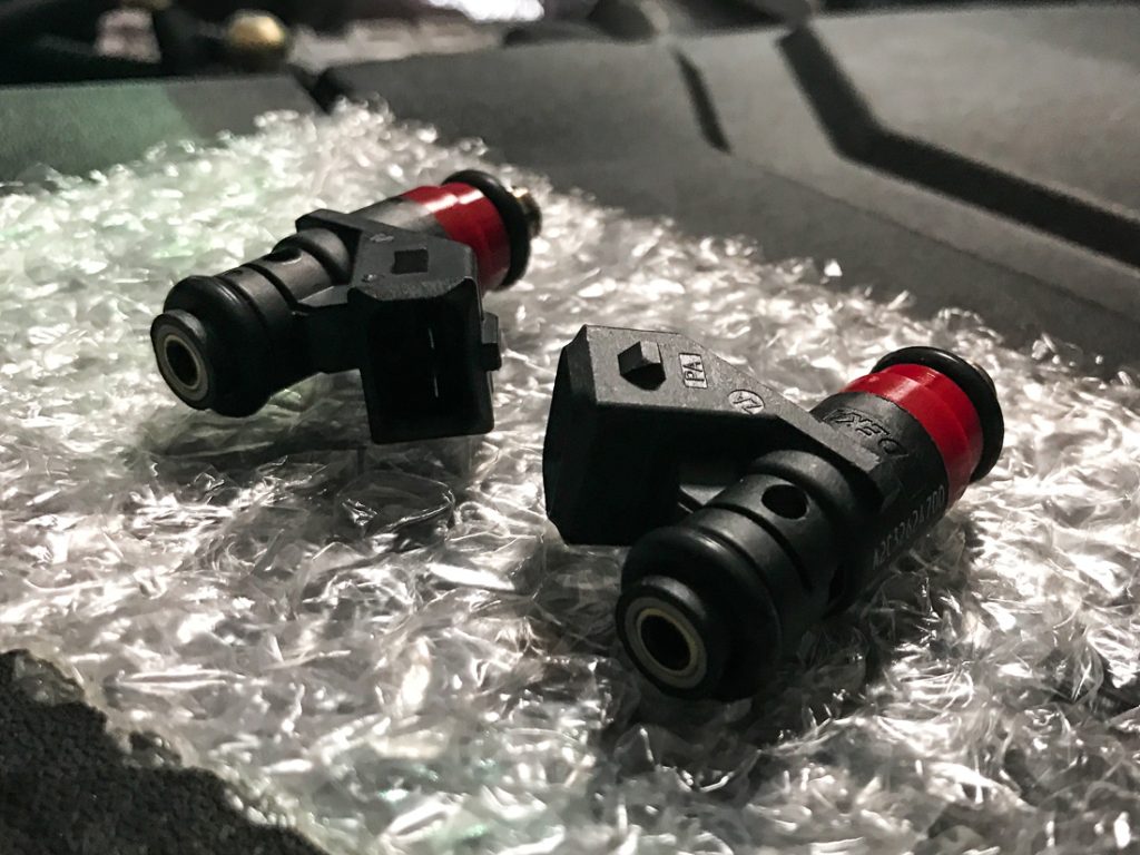 How to Install Injectors in a Polaris RZR XP Turbo - Vivid Racing News