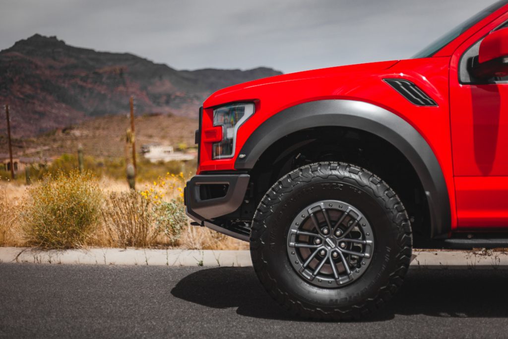 Introducing Our Newest Project Car: the 2020 Ford Raptor - Vivid Racing ...