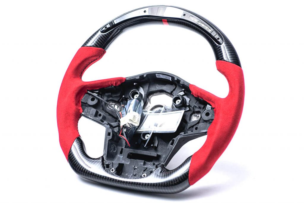 Performance Steering Wheels With Endless Configurations - Vivid Racing News