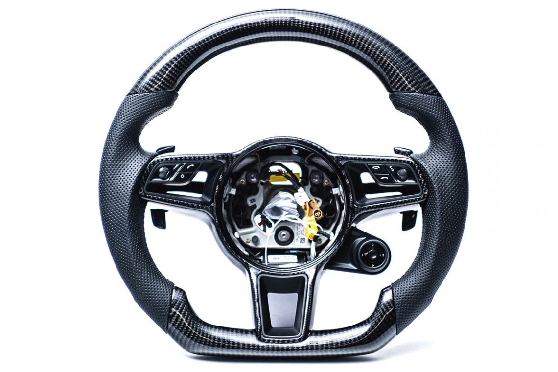 Performance Steering Wheels With Endless Configurations - Vivid Racing News