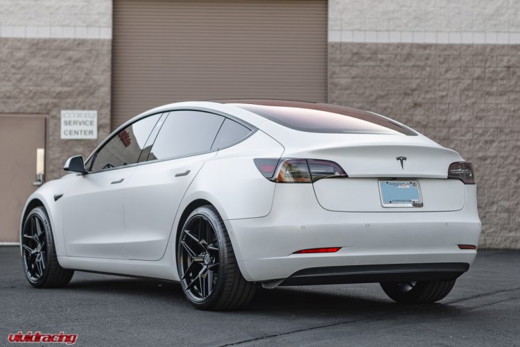 Customer Spotlight: Tesla Model 3 on Brixton Forged RF7 Wheels - Vivid ...