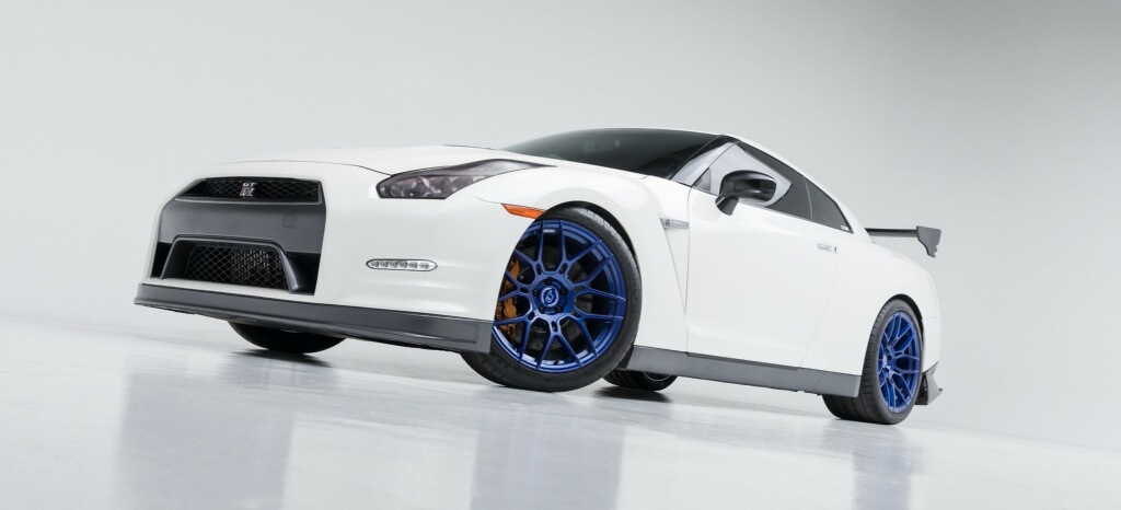VR Forged Hits the Studio with a Nissan GT-R and Porsche 991 Carrera ...