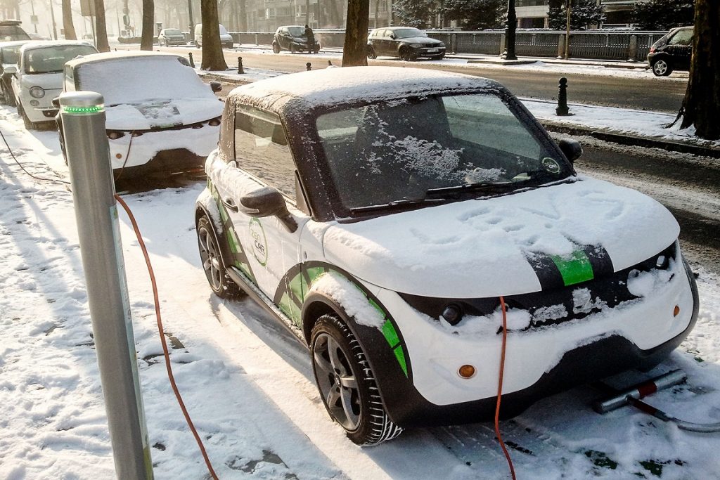 How the Cold Affects Electric Vehicles - Vivid Racing News