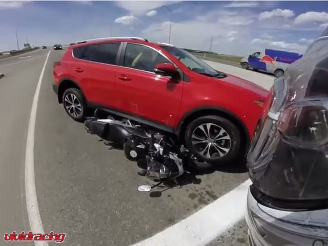 Maybe She Should Go Back To The Basics First! | Student Driver Fail ...