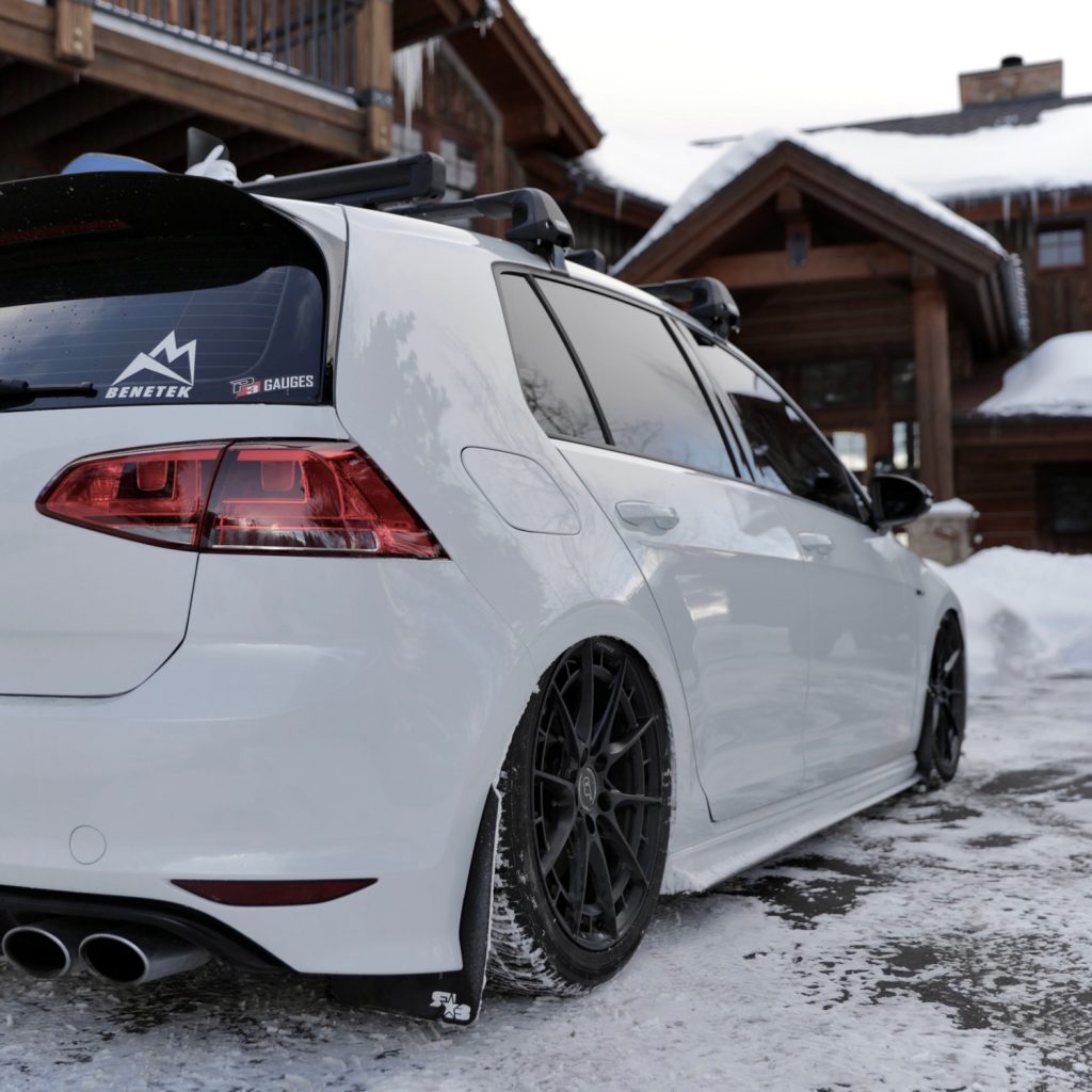 Volkswagen Golf R with VR Forged D03-R Wheels Snow Edition - Vivid ...