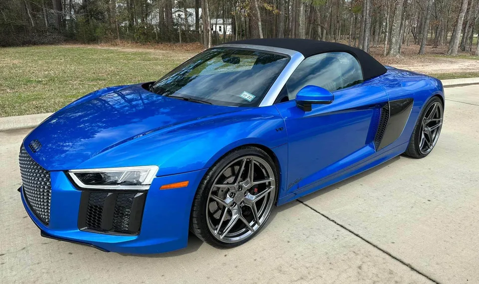 Blue Audi R8 Convertible with VR Forged D04 Hyper Black Wheels – Vivid ...