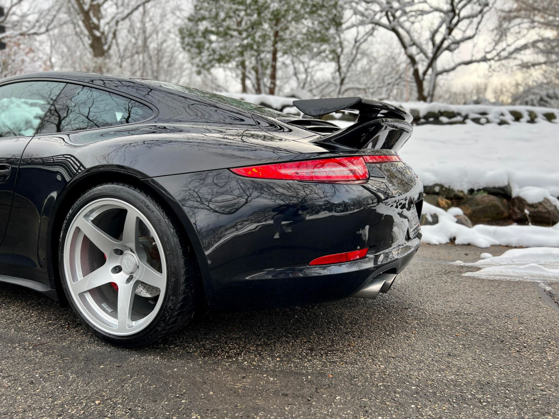 Porsche 991 Carrera on NEW VR Forged D12 Wheels in Silver 20inch Concave - Vivid Racing News